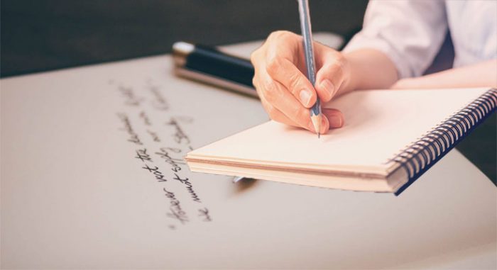 Guidelines On Becoming An expert Sign Writer | exhibitresearch.com